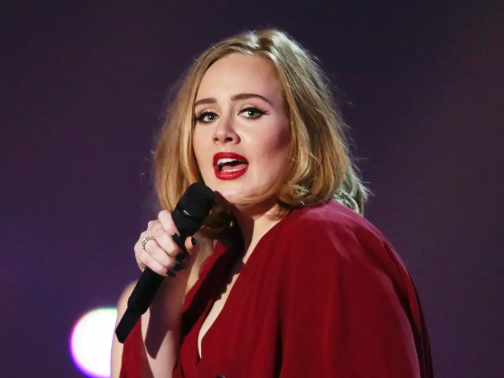 Adele iepene har oer hoe't Boyfriend Rich Paul stie út 'e rest yn 'Vogue'