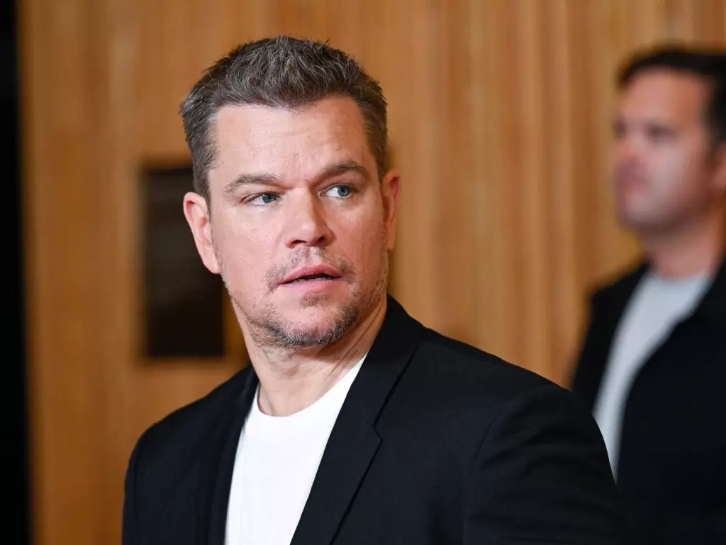 Keça Matt Damon belkî rave dike çima diviyabû wî ew çîroka F-Slur Rast negota