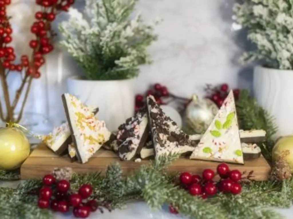 William Sonoma ගේ Peppermint Bark Advent Calendar නැවත නිවාඩු සඳහා