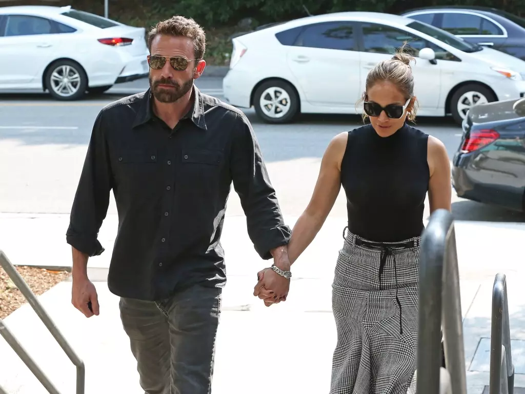 Jennifer Lopez & Ben Affleck Mungkin Memberi Kami Momen Permaidani Merah Yang Kami Nantikan