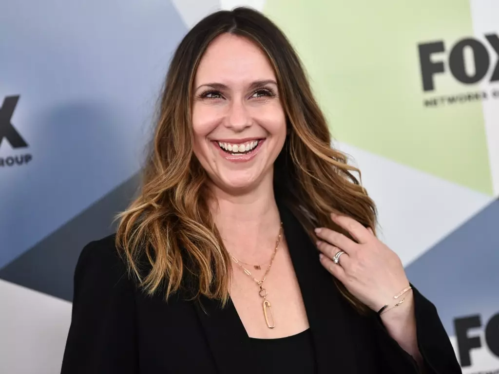 Jennifer Love Hewitt verwelkomde haar derde kind en deelde de liefste geboorteaankondiging