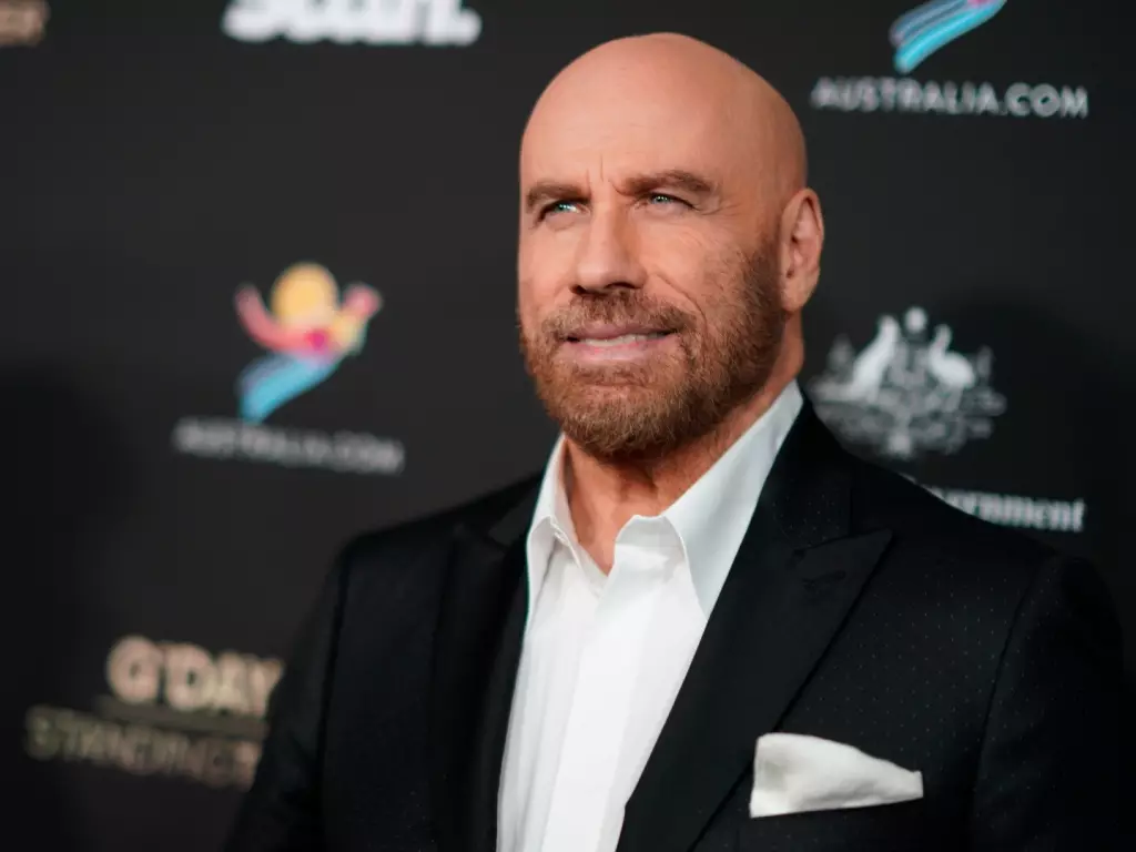 Ada John Travolta Ella kesara nna 'dike' ya ihe kacha mma n'ụbọchị nna na nwa nwanyị.