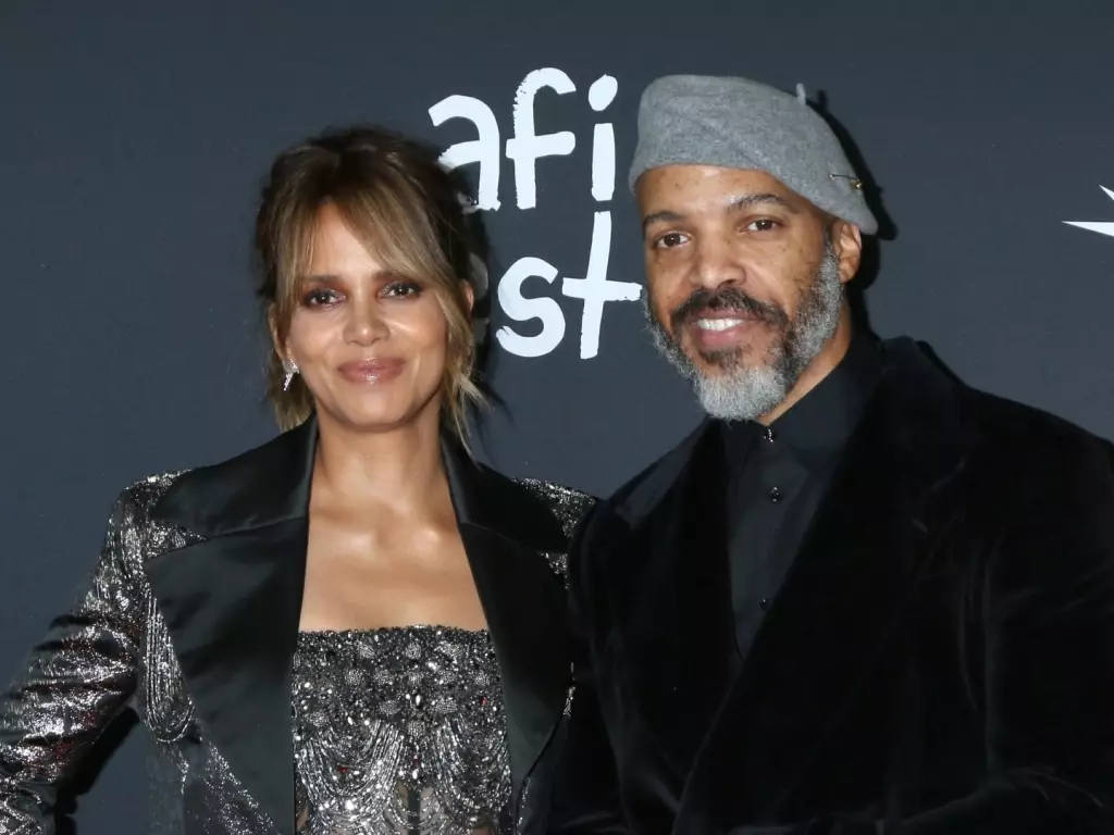 Halle Berry és Van Hunt elkötelezték magukat a közös jövő mellett Son Maceo előtt