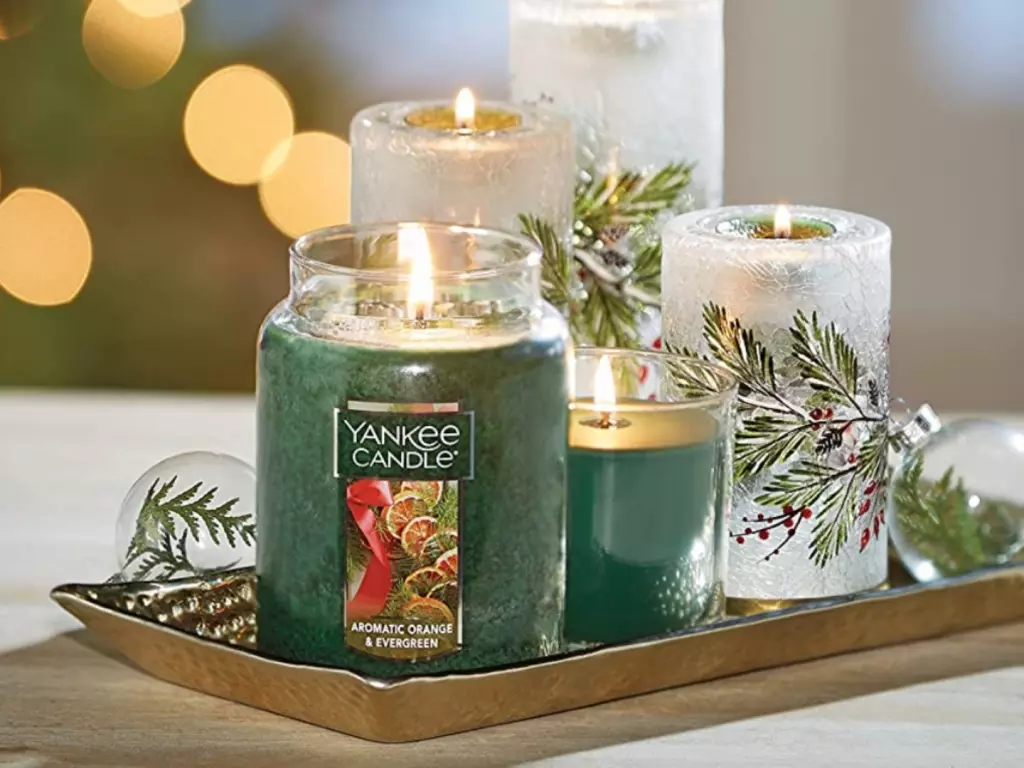 Sveiki, sveču kolekcionāri — Yankee Candle šobrīd vietnē Amazon pavada agru melno piektdienu