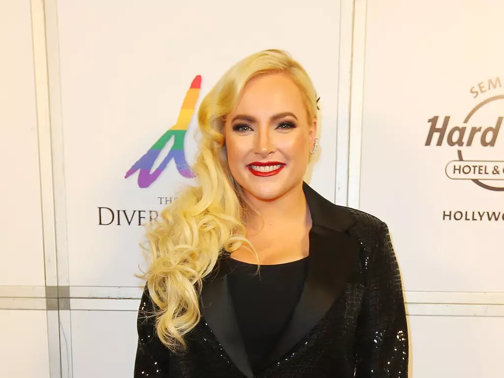 Η Meghan McCain μιλάει για το άγχος μετά τον τοκετό: «Αισθάνομαι πραγματικά ωμή και ευάλωτη που το μοιράζομαι»