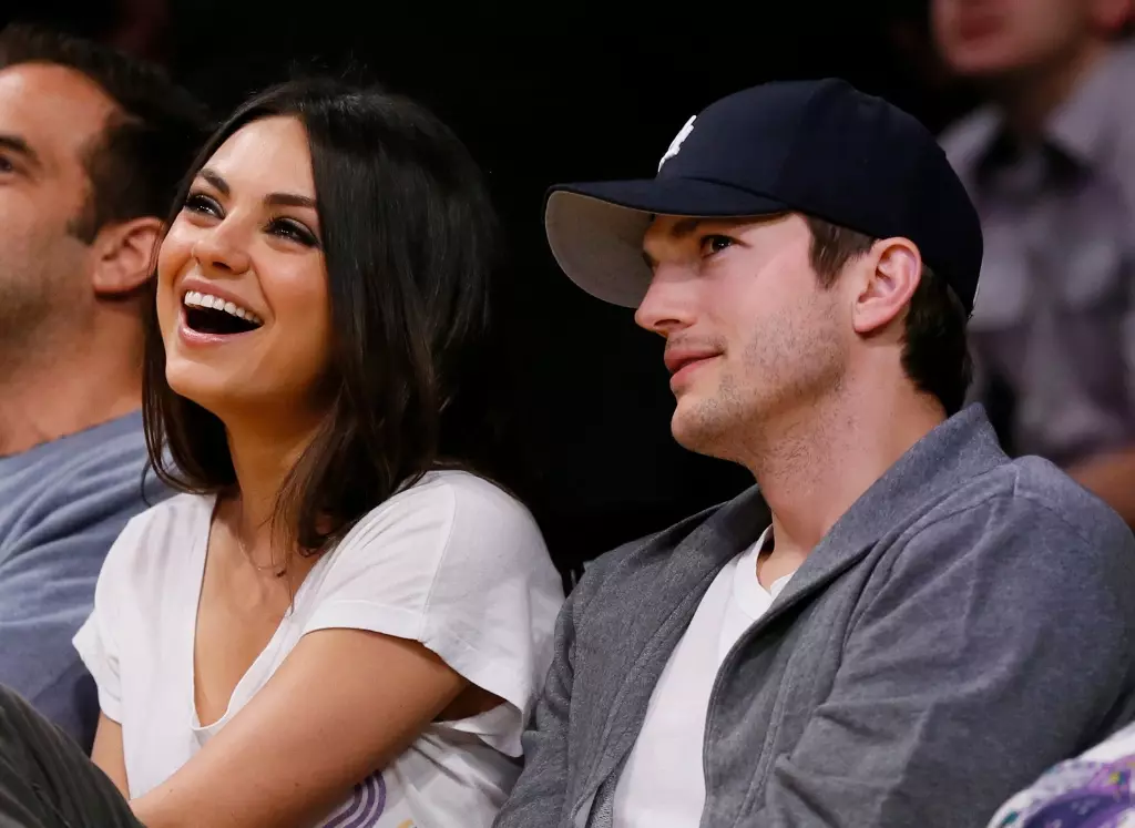 Mila Kunis Yek 'Têkoşîna Dêûbavbûnê' ya ku Mêrê Ashton Kutcher dilşikestî eşkere dike