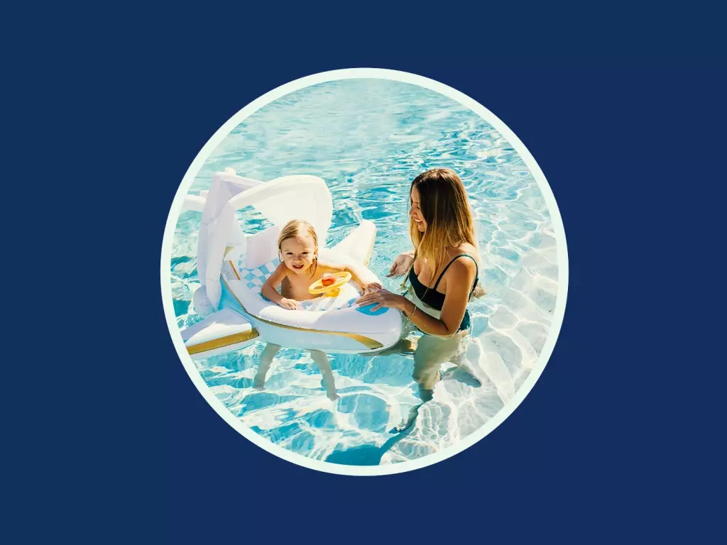 Mommy & Me Pool Floats binne no in ding tank oan Funboy's Seriously Cute New Baby Line