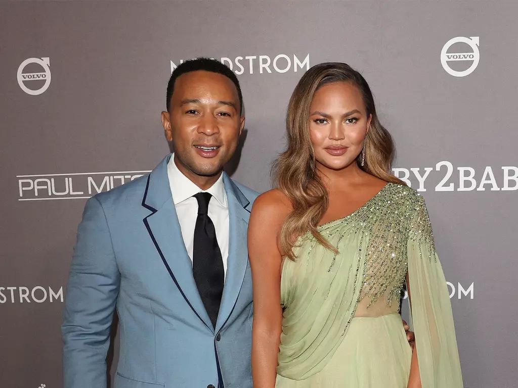 John Legend figyelmezteti az apákat a legfontosabb szülés utáni munkájukra