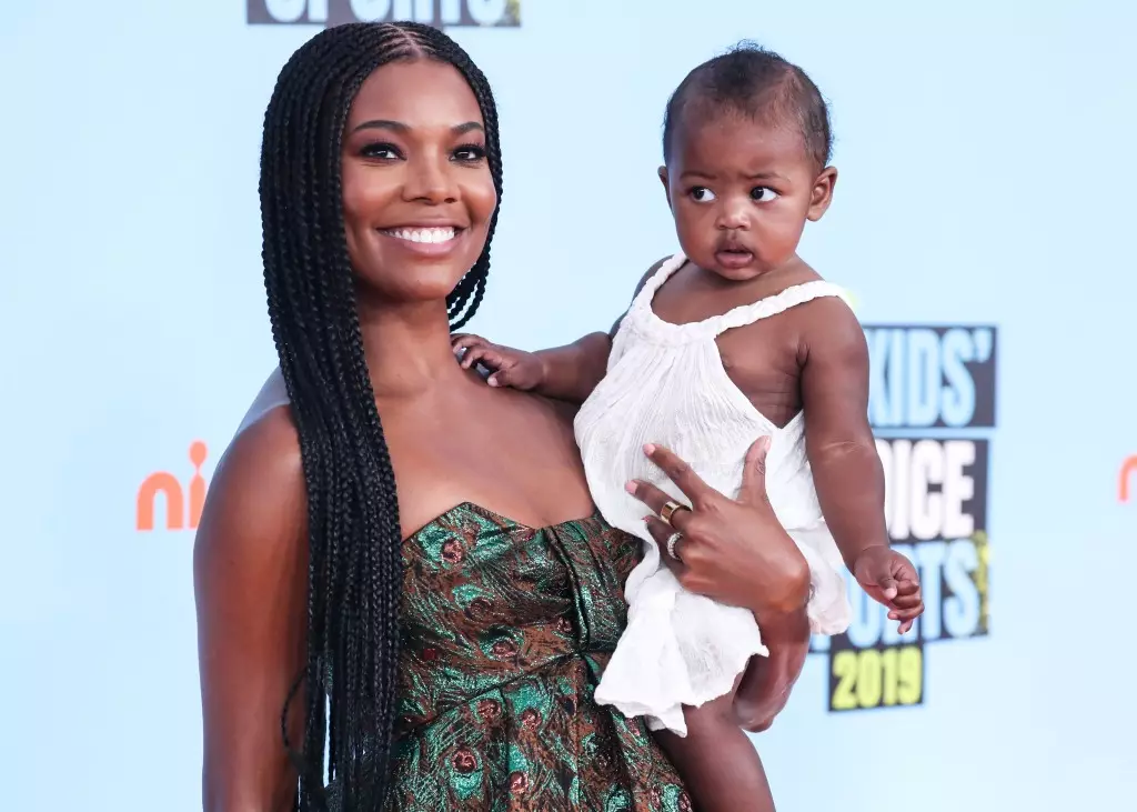 Gabrielle Union selgitab, miks ta peab terminit kasuvanem "väga tüütuks": "Ma ei kasuta seda sõna"