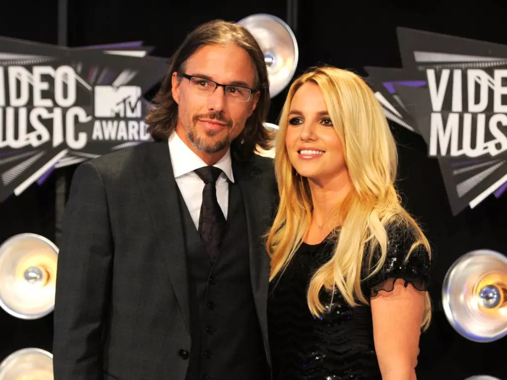 Britney Spears ta ka gen yon maryaj sekrè ak ansyen fiyanse Jason Trawick