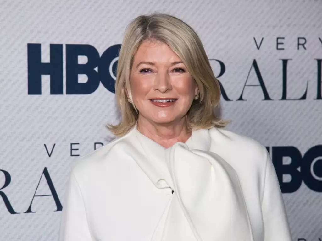 Martha Stewart האט געגעבן 'MTV: Cribs' אַ דיטיילד רייַזע פון איר ריז זיבן-הויז פאַרם אין ניו יארק - זען פאָטאָס!