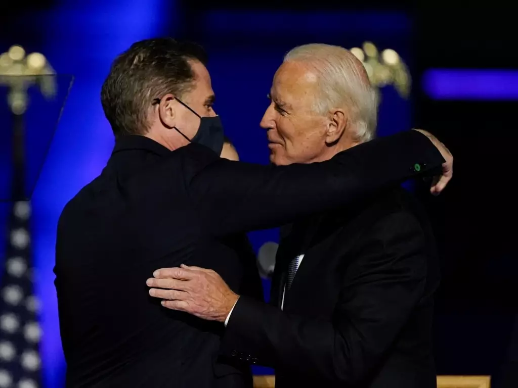 Joe Biden Ngalaksanakeun Intervensi Pikeun Perjuangan Kecanduan Hunter Biden Ditengah Jalan Présidén 2020