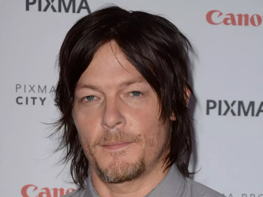 Omagiu de Ziua Mamei lui Norman Reedus fostei Helena Christensen dovedește cât de bine se înțeleg acești foști