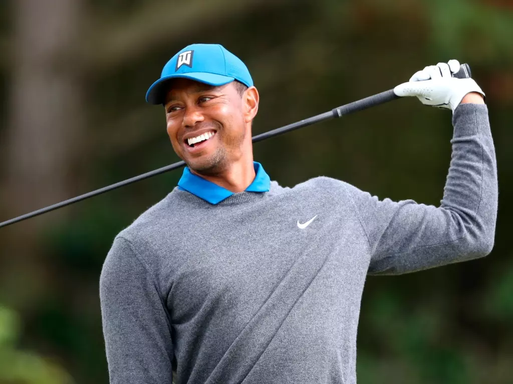 Tiger Woods uppfærði aðdáendur um endurheimt bílslysa eftir þessa snertilegu stuðningssýningu