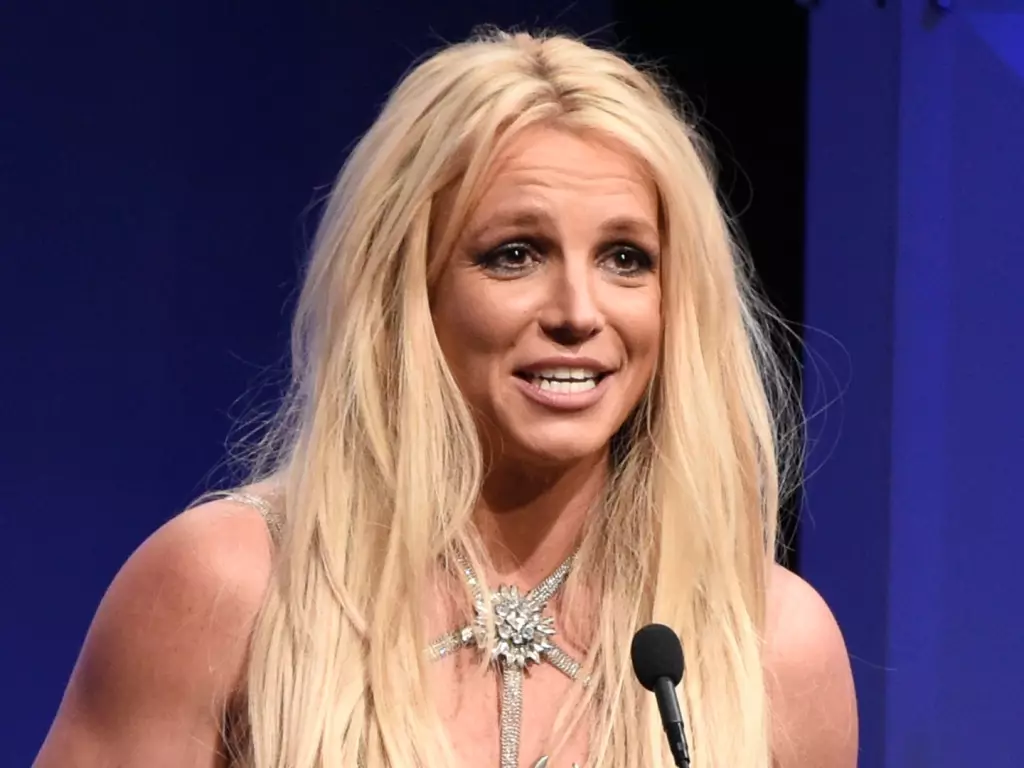 Britney Spears har endelig fått barnas tillatelse til å legge ut et bilde - og wow, sønnene hennes er så høye!