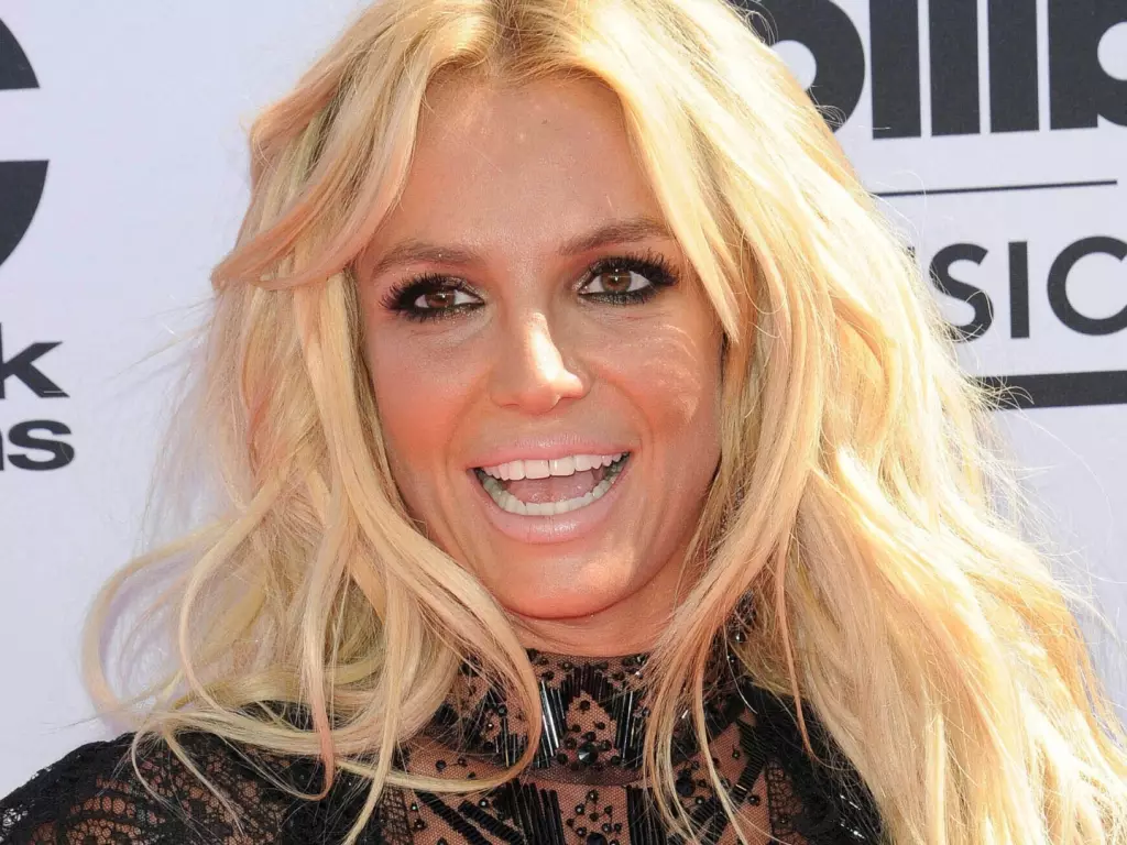 Britney Spears chama a irmã Jamie Lynn e qualquer um que critica seus vídeos de dança em novo post no IG