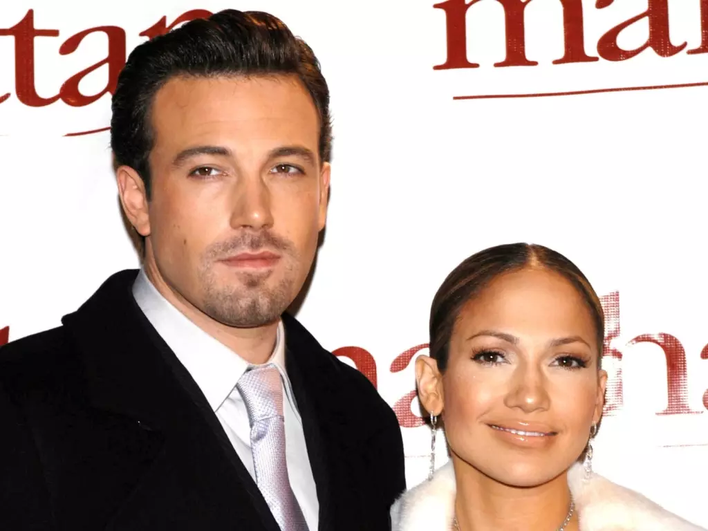 Ben Affleck และ Jennifer Lopez ได้กลับมาอยู่ในชีวิตของกันและกันนานกว่าที่เรารู้