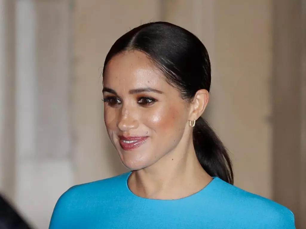 Meghan Markle otasiga maktubini chop etgan qog'ozdan 2 million dollargacha yuridik to'lov oladi