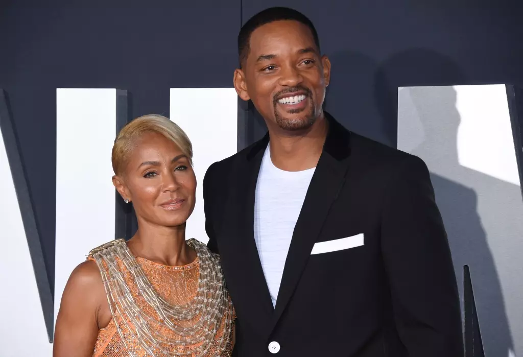 Uill Smit Jada Pinkett Smit bilan qizi Willowni ko'z yoshlari bilan tashlab ketganini oshkor qildi