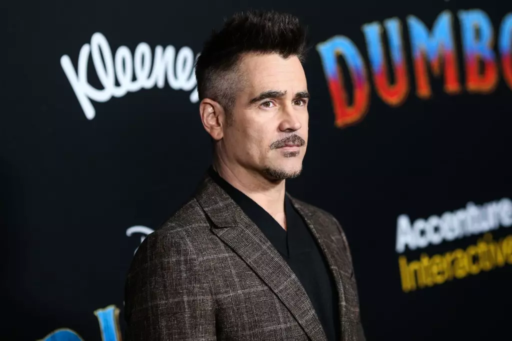 UColin Farrell kunye noEx bajongana nemingeni yonyana wabo okwishumi elivisayo kunye