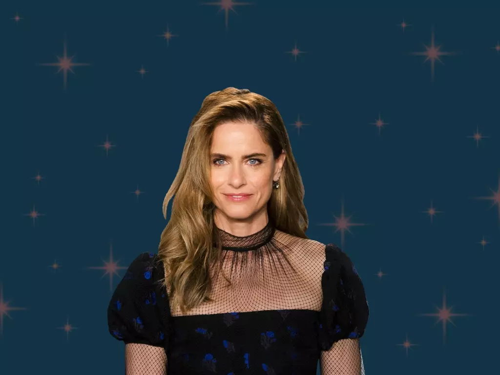 Amanda Peet 'The Kursi' Ngahormatan Carita Kolot Anu Teu Cukup Kami Tingali dina TV