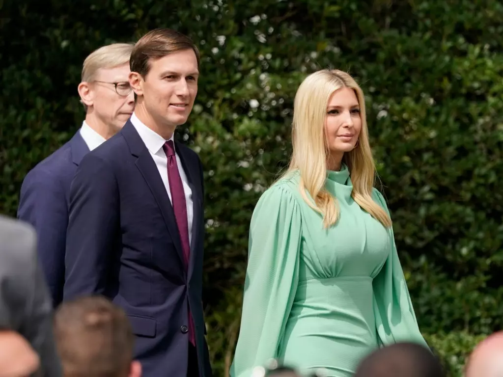 U-Ivanka Trump kunye noJared Kushner benze ukuya kuthi ga kwi-120 yezigidi zeedola kuMvuzo waNgaphandle kulo nyaka