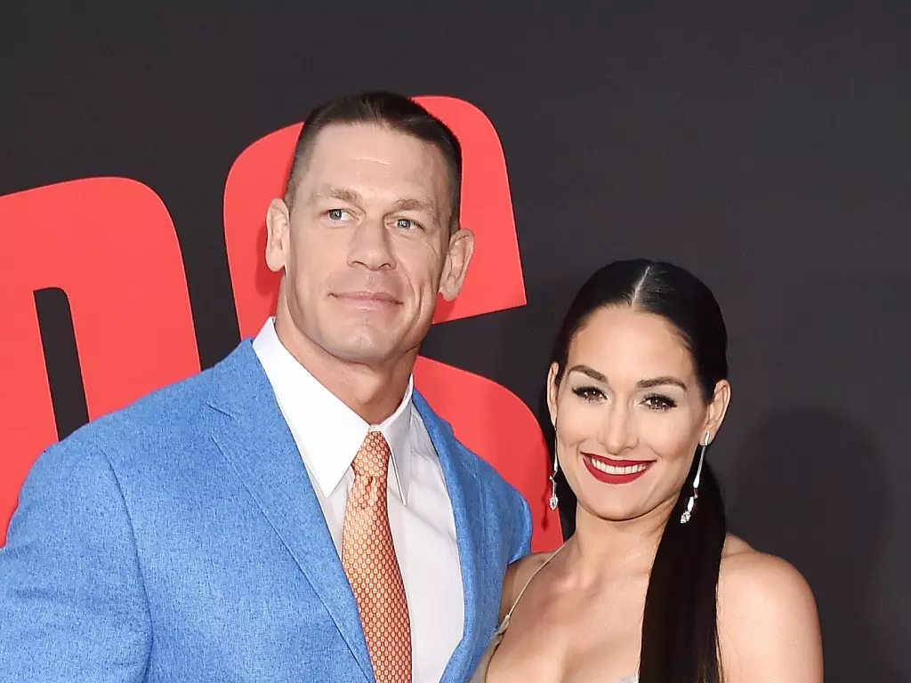 Na avatu e Nikki Bella se Alaga Fa'ate'ia i mea uma na faia e John Cena mo ia