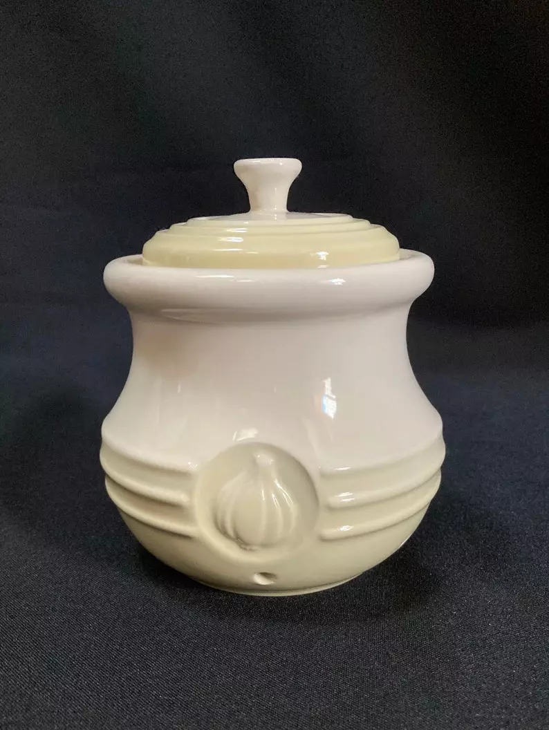 คุณรู้หรือไม่ว่าคุณสามารถหา Vintage Le Creuset บน Etsy ได้? 137348_3