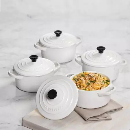 ኮስትኮ Le Creuset በአስቂኝ ዝቅተኛ ዋጋ እየሸጠ ነው። 141740_1