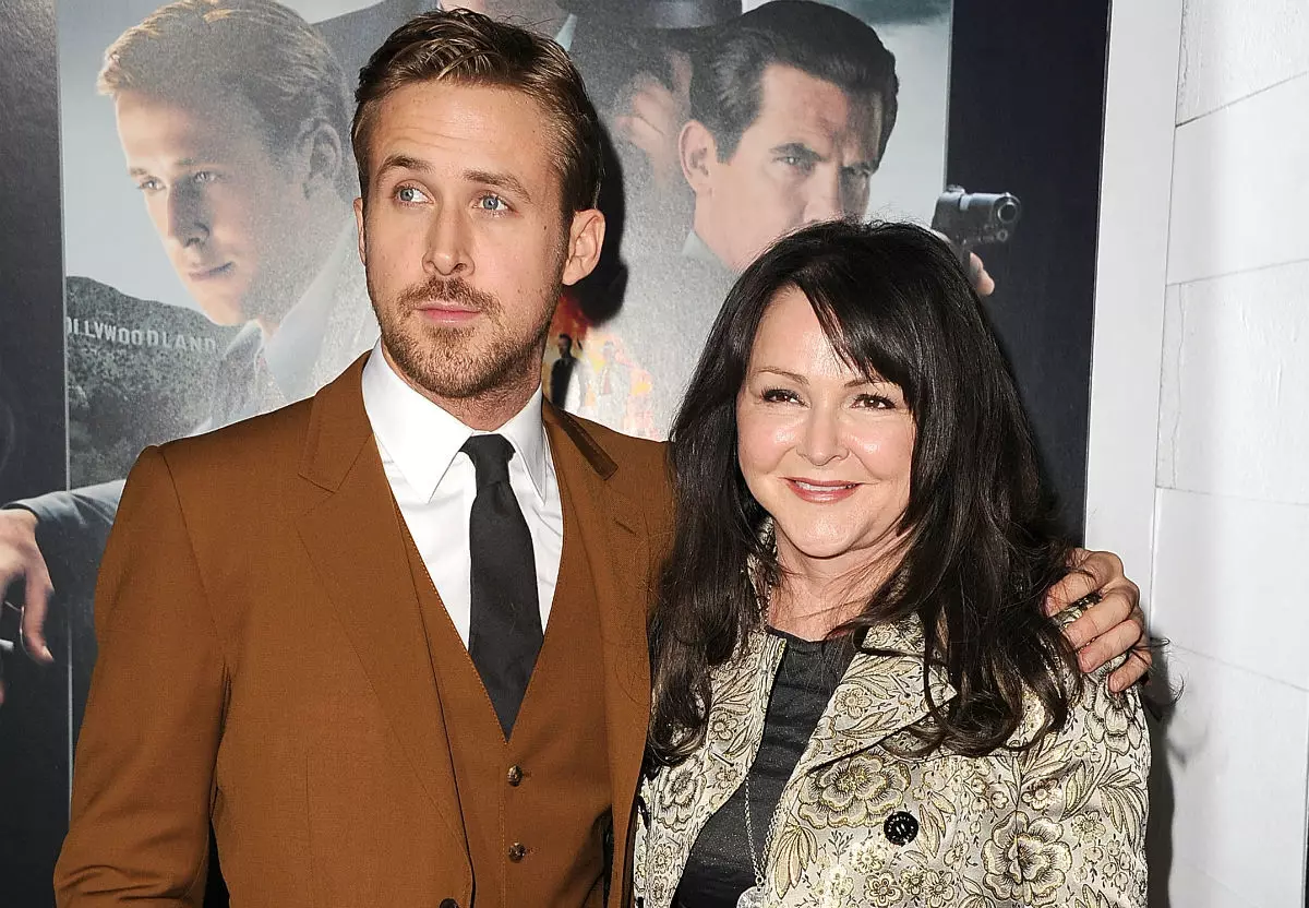 Ryan Gosling, Donna Gosling, mère célibataire forte