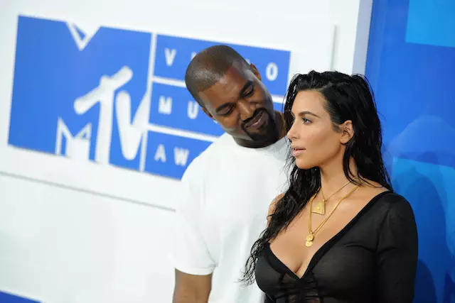 O compromiso de Kanye West e Kim Kardasian