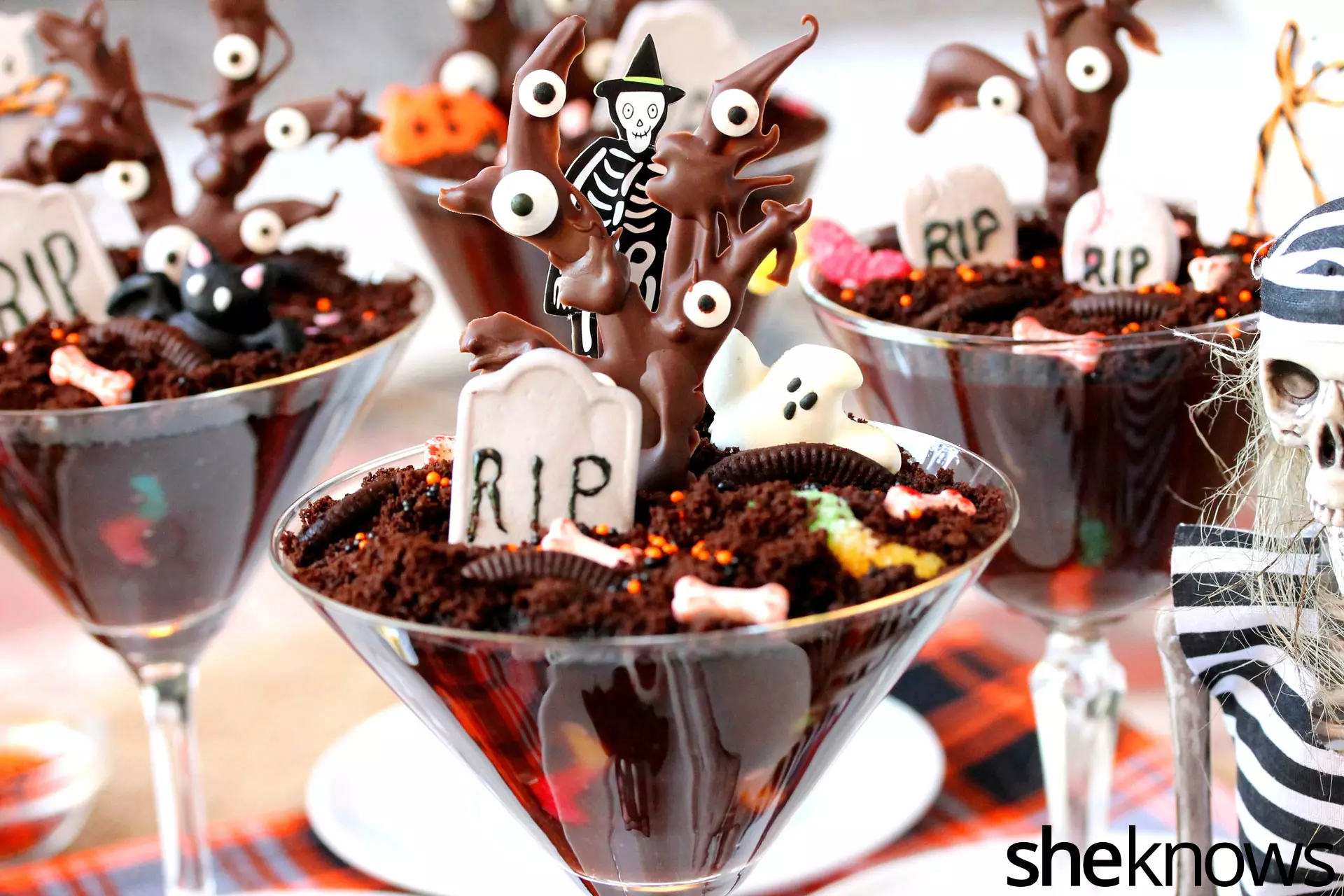 şokoladlı halloween deserti