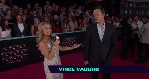 Vince Vaughn CMT ሽልማቶች GIF