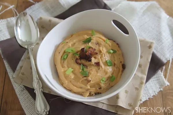 Puré de papas con tocino picante