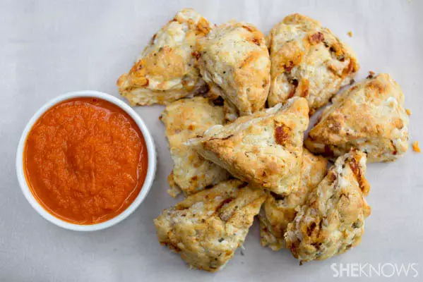 Pizza-scones met doopsous | Sy weet