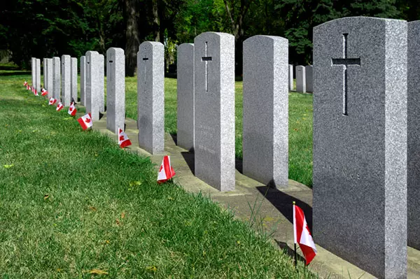 Graves pf kanadensiska militärveteraner | Sheknows.ca