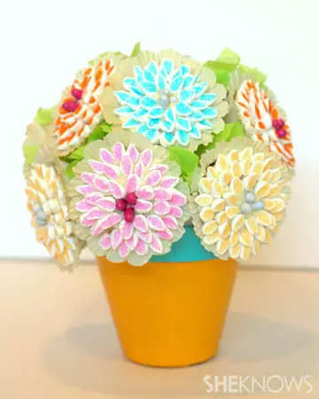 Cupcake flowerpot bouquet