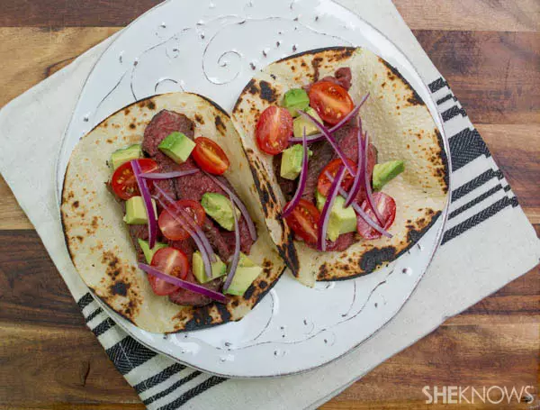 tacos de bistec a la parrilla