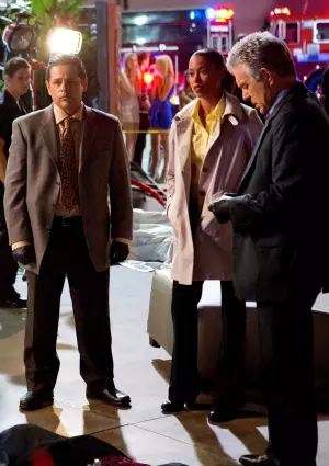 Leikarinn Raymond Cruz, leikkonan Kearran Giovanni og leikarinn Tony Denison um Major Crimes