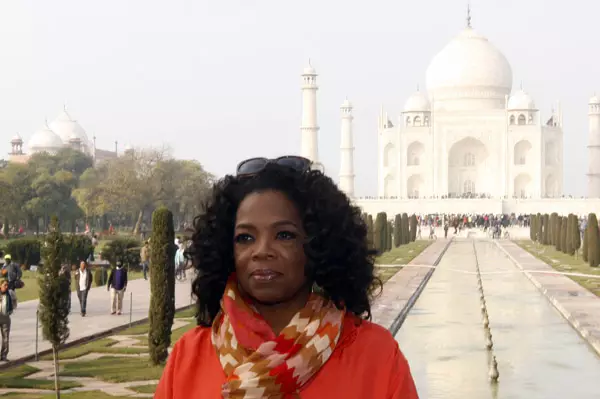 Les gardes du corps d'Oprah Winfrey sont arrêtés en Inde