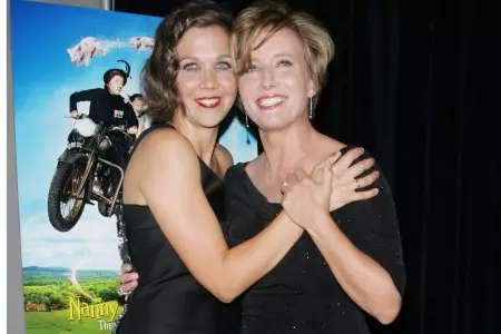 Emma Thompson และ Maggie Gyllenhaal ที่งานเปิดตัว Nanny McPhee Returns