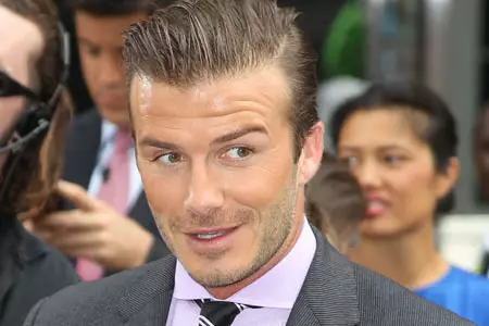 Handa na si David Beckham para sa baby number 5