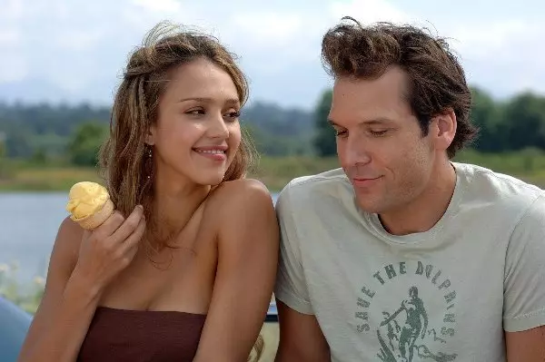 Jessica Alba a Dane Cook yn Good Luck Chuck