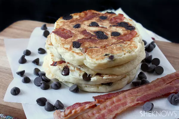 Bacon thiab chocolate pancakes