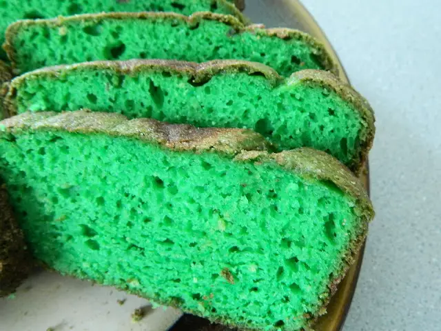 yeşil fıstıklı ekmek