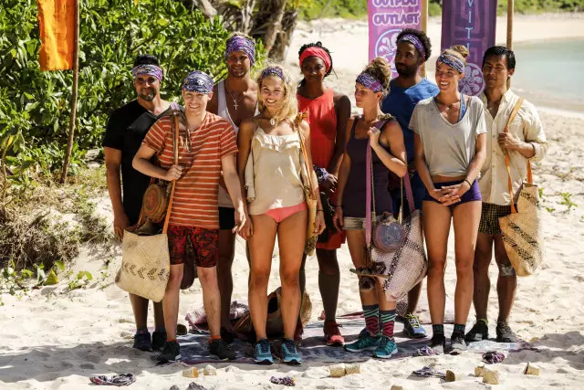 Survivor: Ghost Island ойынын ауыстырғаннан кейін жаңа Навити тайпасы