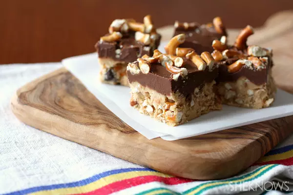 No-Bake Peanut Butter Pretzel Bites