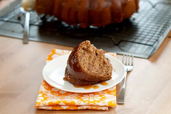 Gâteau aux épices sauce caramel au cidre de pomme