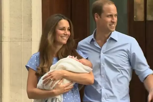 Kate Middleton ak Prince William prezante ti bebe wa a