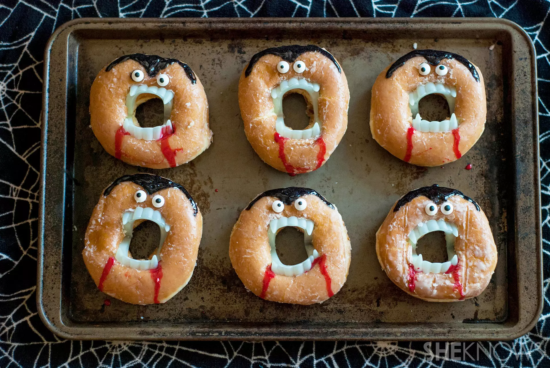 Resep donat vampire serem